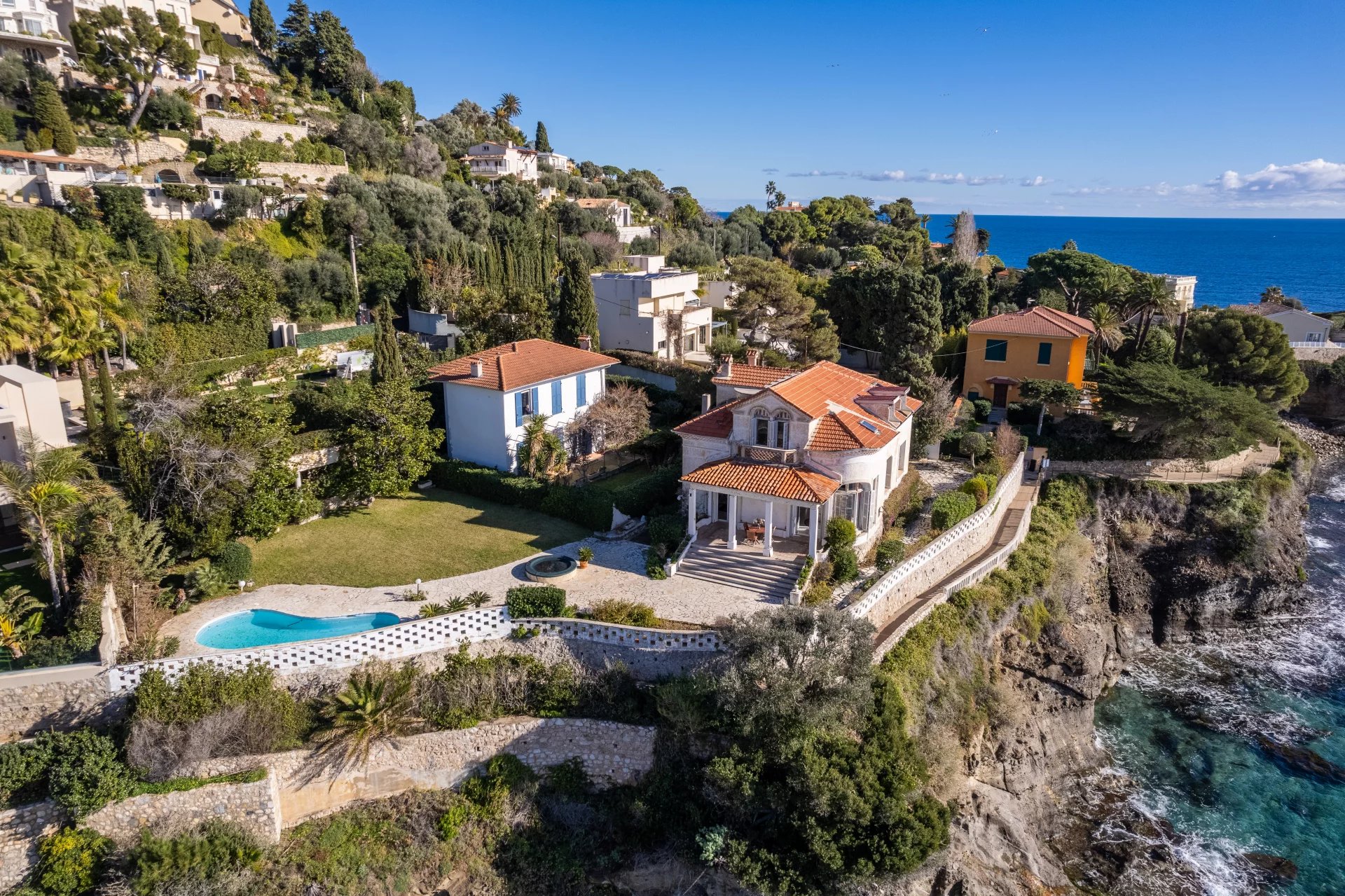 Seafront Hidden Gem in Cap’Ail| Real Estate | Henley & Partners